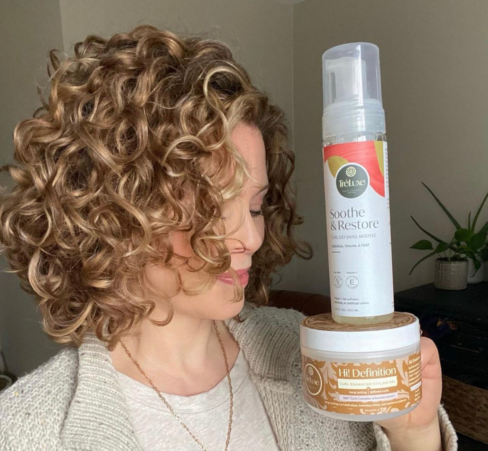 Curl Defining Mousse – TréLuxe